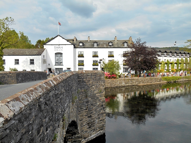 Lakeland Wedding Bagpiper- in Newby Bridge - Scottish Bagpiper